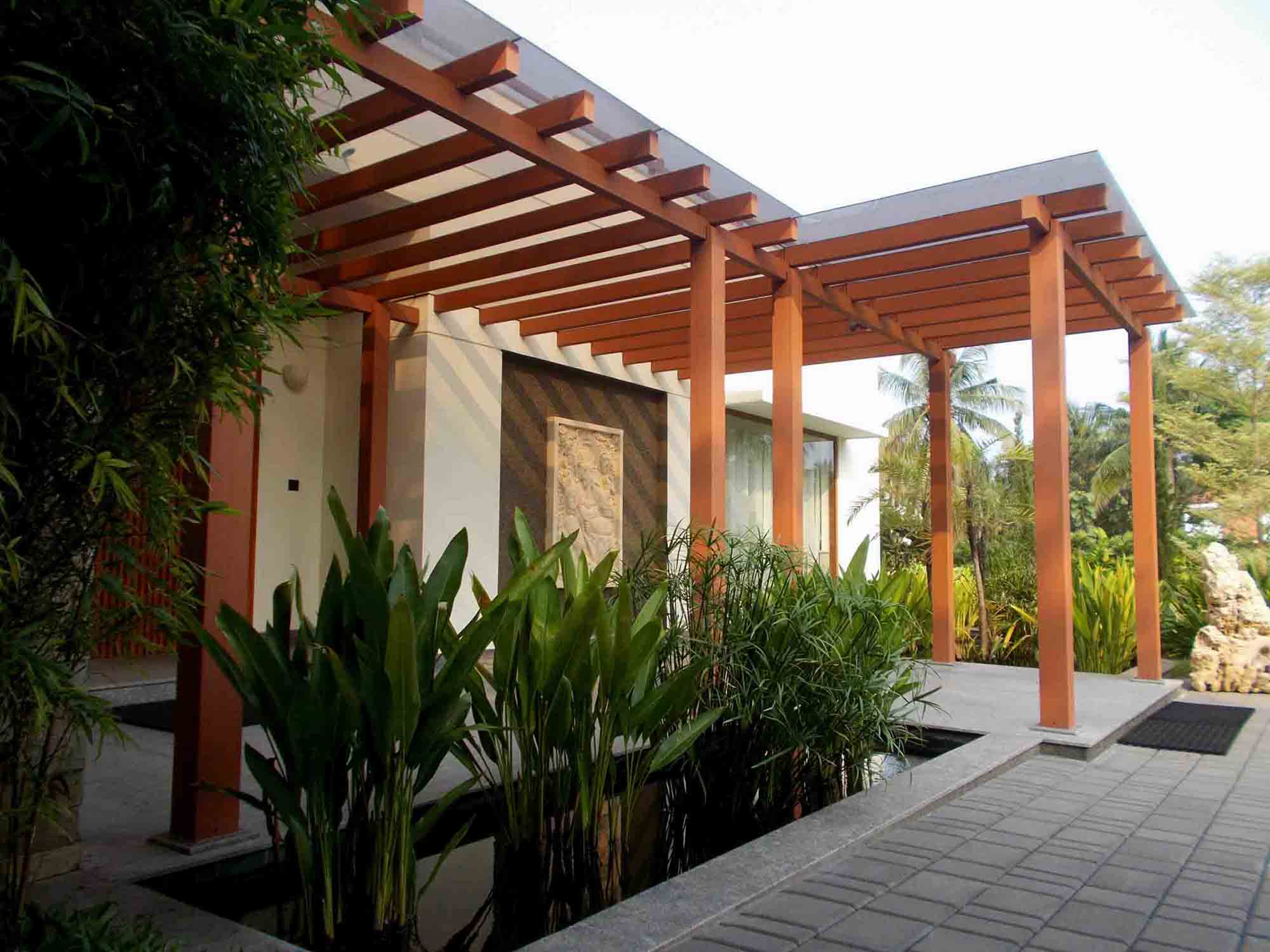 WPC Fencing & Pergolas - Trusted SPC Flooring Manufacturer